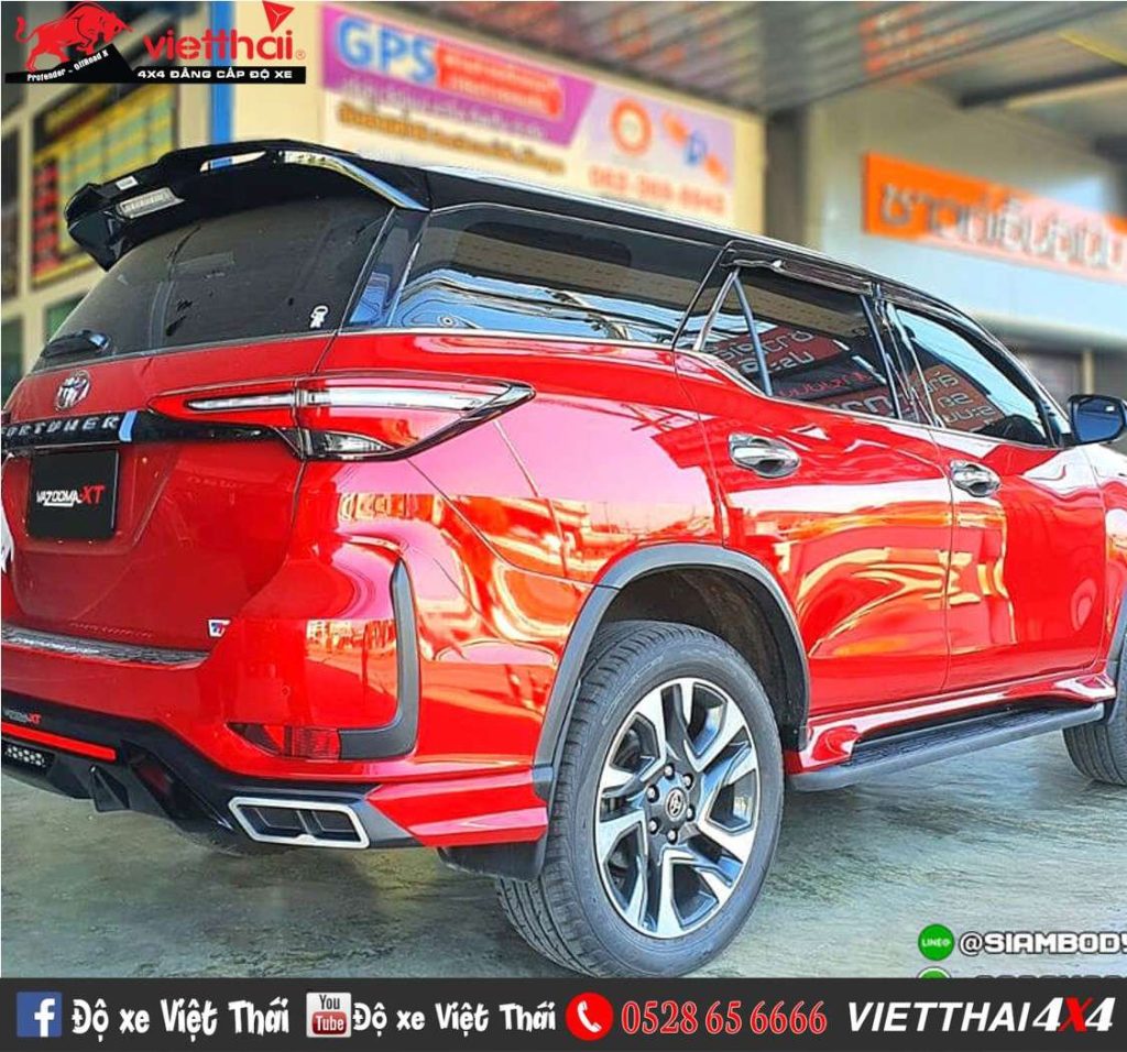 Body kit Fortuner Legender 2020 mẫu Vazooma XT Color - Nắp thùng bán tải